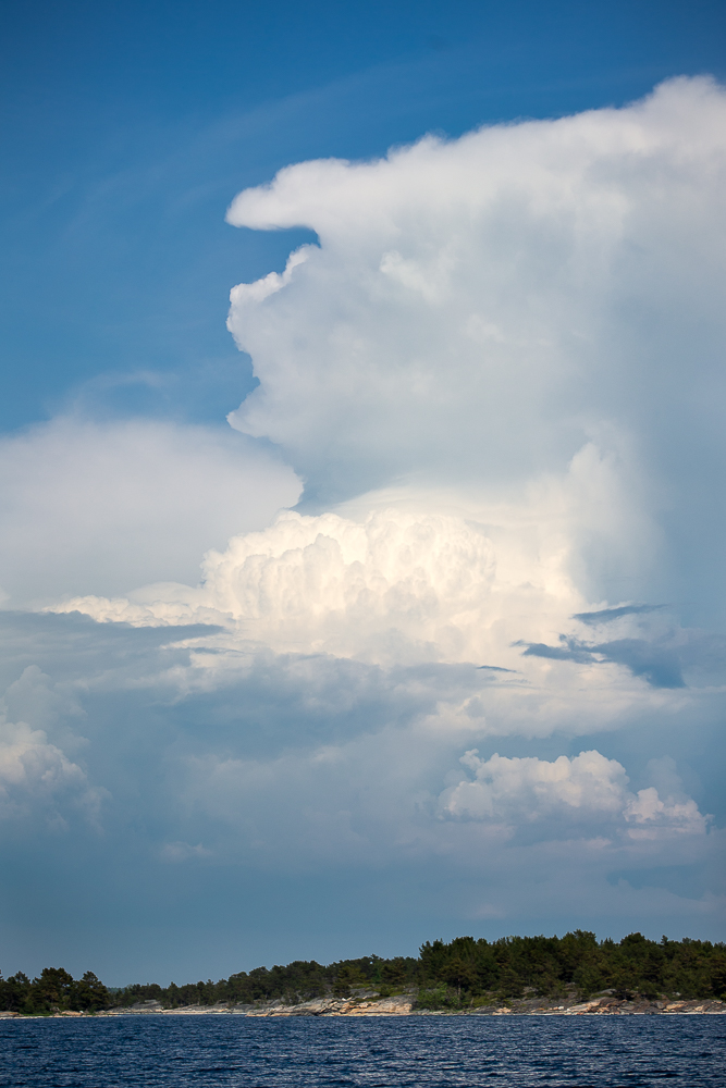 s/y Naminami / Purjehdusblogi / Jon 33 / Tuomas Pelto / Anu Kainulainen