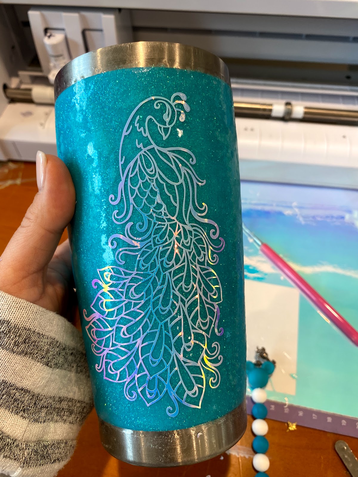 How To Make Glitter Tumblers With Epoxy For Beginners Silhouette School how-to-make-glitter-tumblers-with-epoxy-for-beginners-silhouette-school