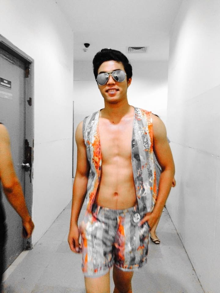 M y a n m a r H u n k s: Kaung Htet Wai @ Fashion Show