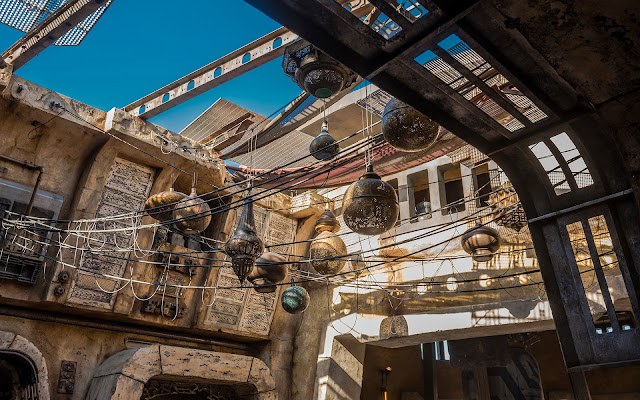 Lamps of Merchant Row