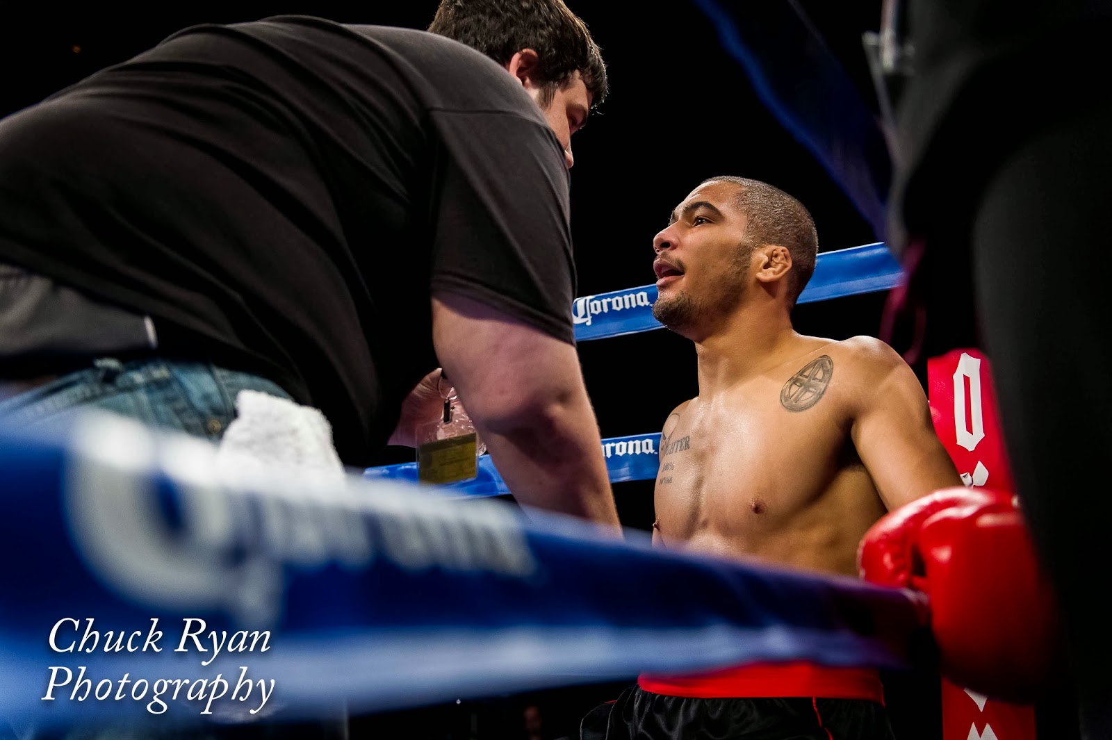 CIIcanoe...: ESPN Friday Night Fights at the Target Center ...