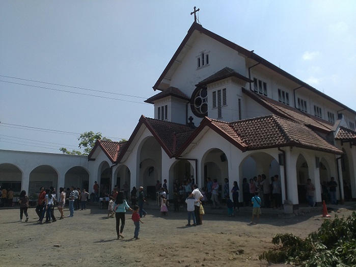 Gereja Katolik Santo Antonius Muntilan ~ Bimbingan Katolik