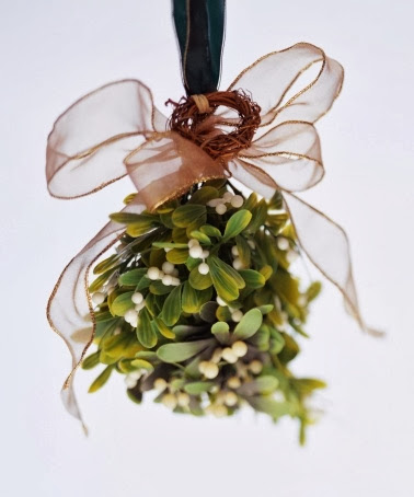 A Silk Flower Depot Blog: Hanging mistletoe over rhe doorway