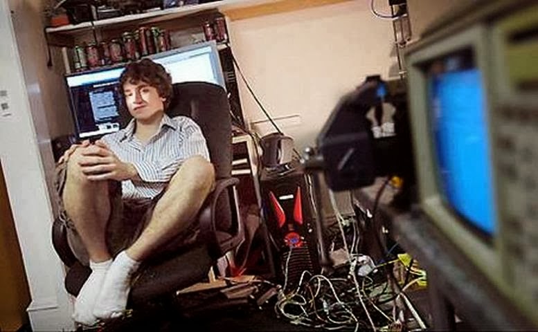 GeoHot : One of the Greatest Computer Hackers - Zinger News