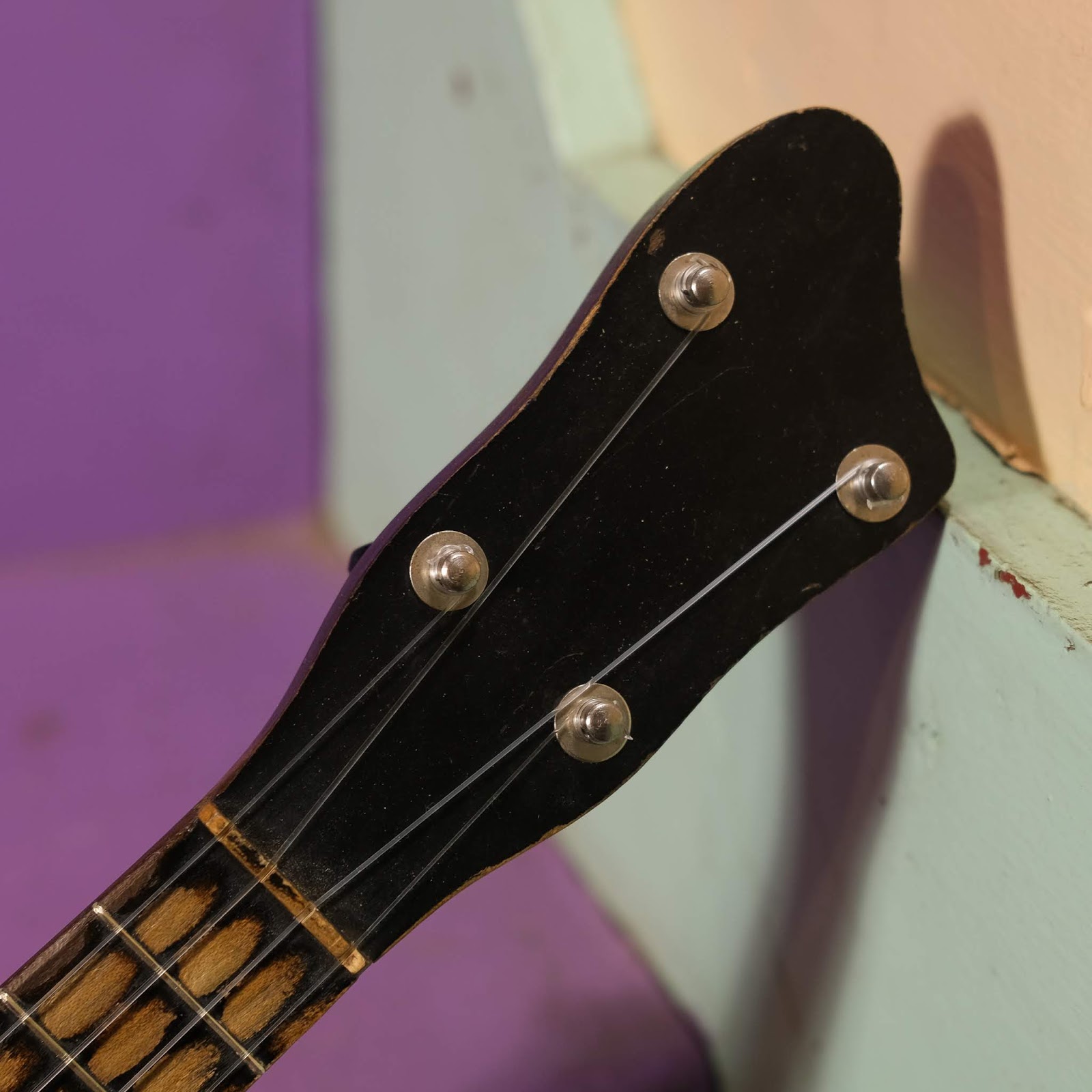 1930s Maxitone/U-King-Style Banjo Ukulele