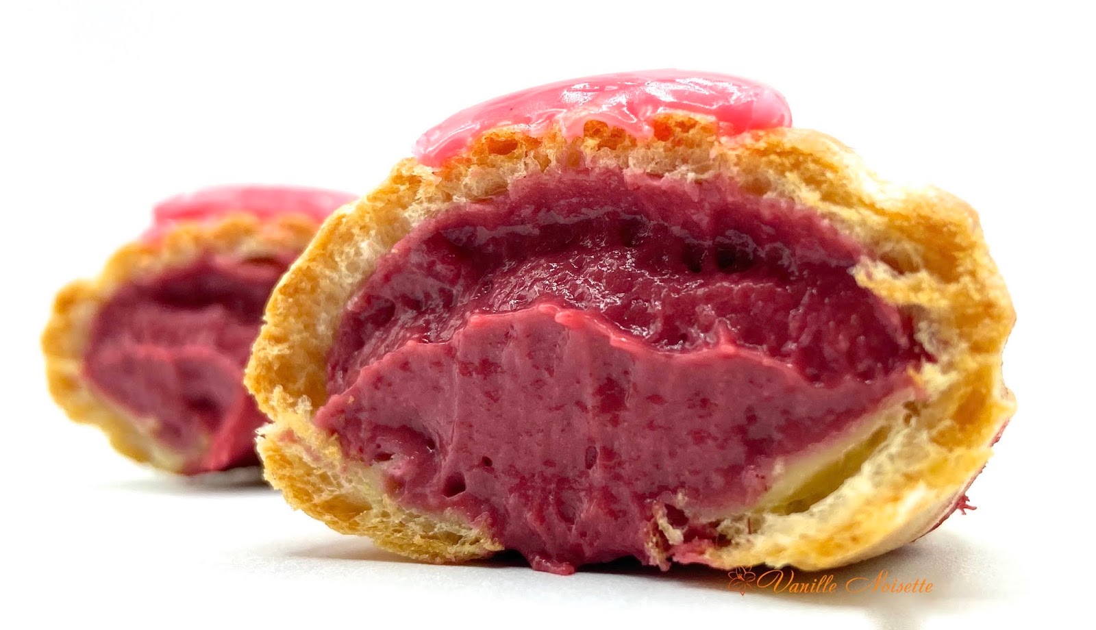 Vanille Noisette : ECLAIR FRAMBOISE type CAP