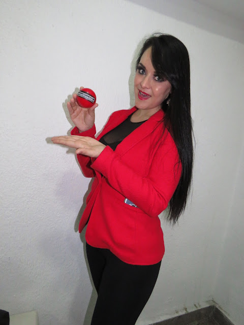 somoselespectador: ANGELES LAMAS PONE NUESTRO CORAZON MAS ROJO