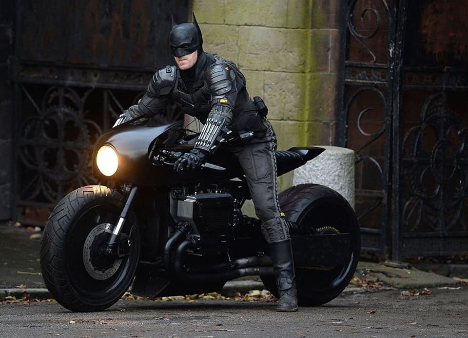 All New The Batman Set Images Featuring The Bat-Cycle & Catwoman ...