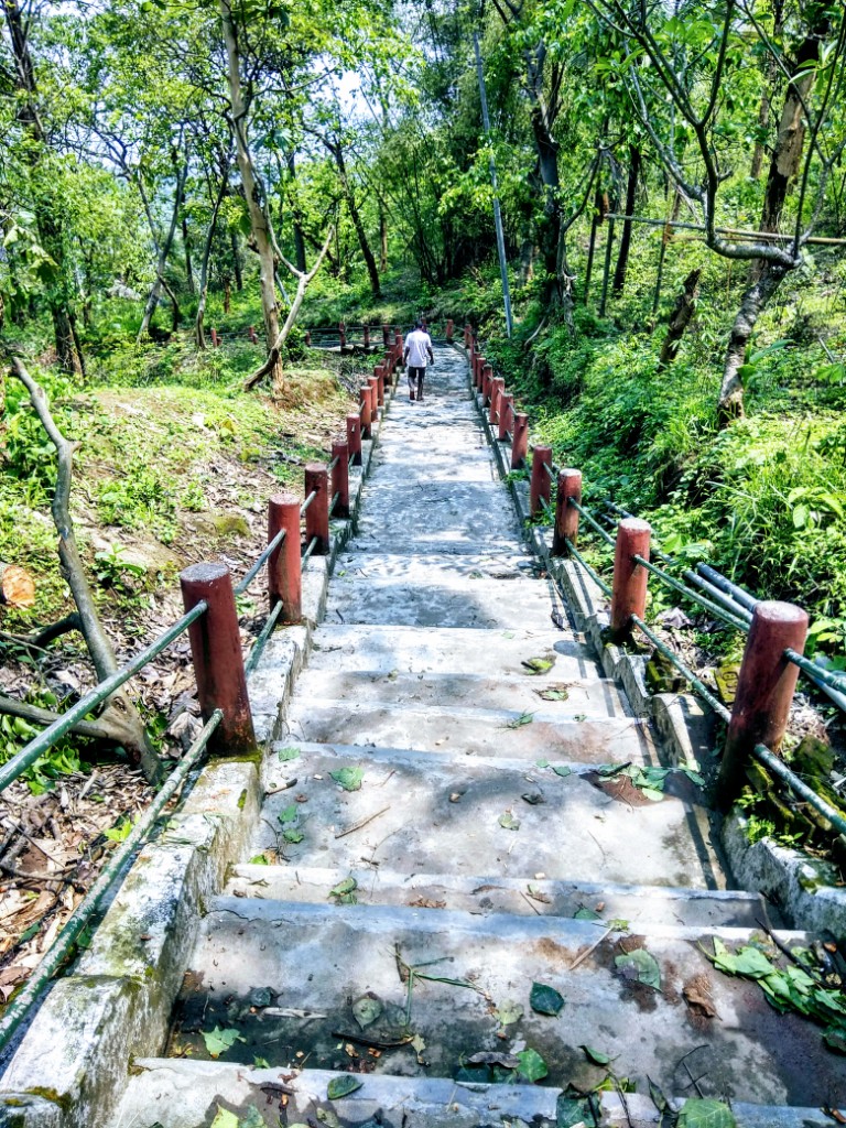 Hindu Temples of India: Lankeshwar Temple, Guwahati, Assam
