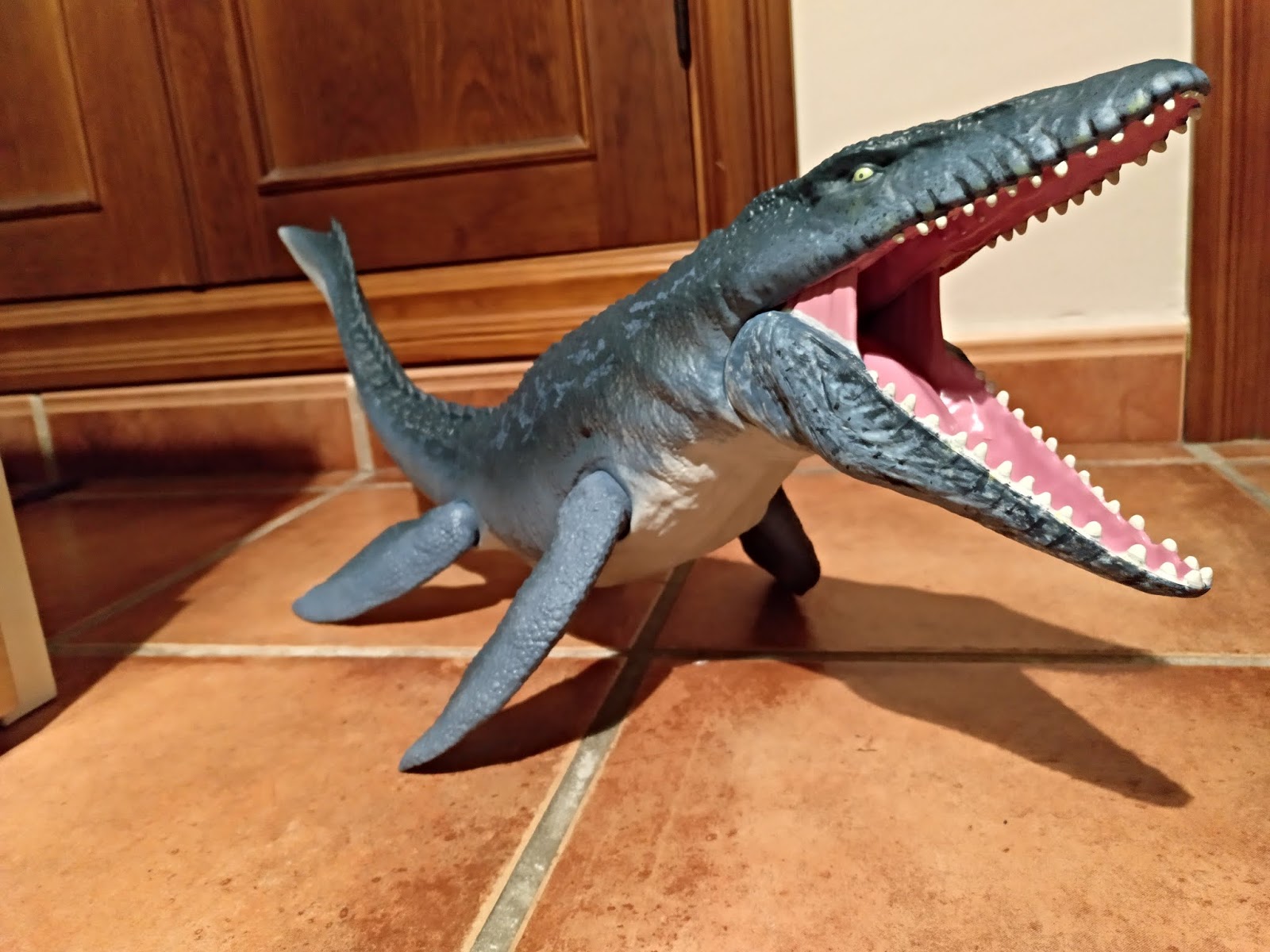 El Blog de Bahia: Repaint: Mosasaurus Jurassic World Fallen Kingdom ...