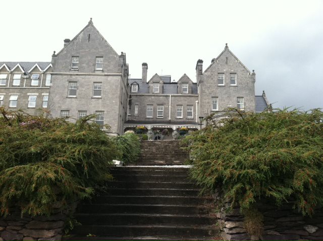 Going Solo with Michelle Ponto: Staying in a Castle in Kenmare