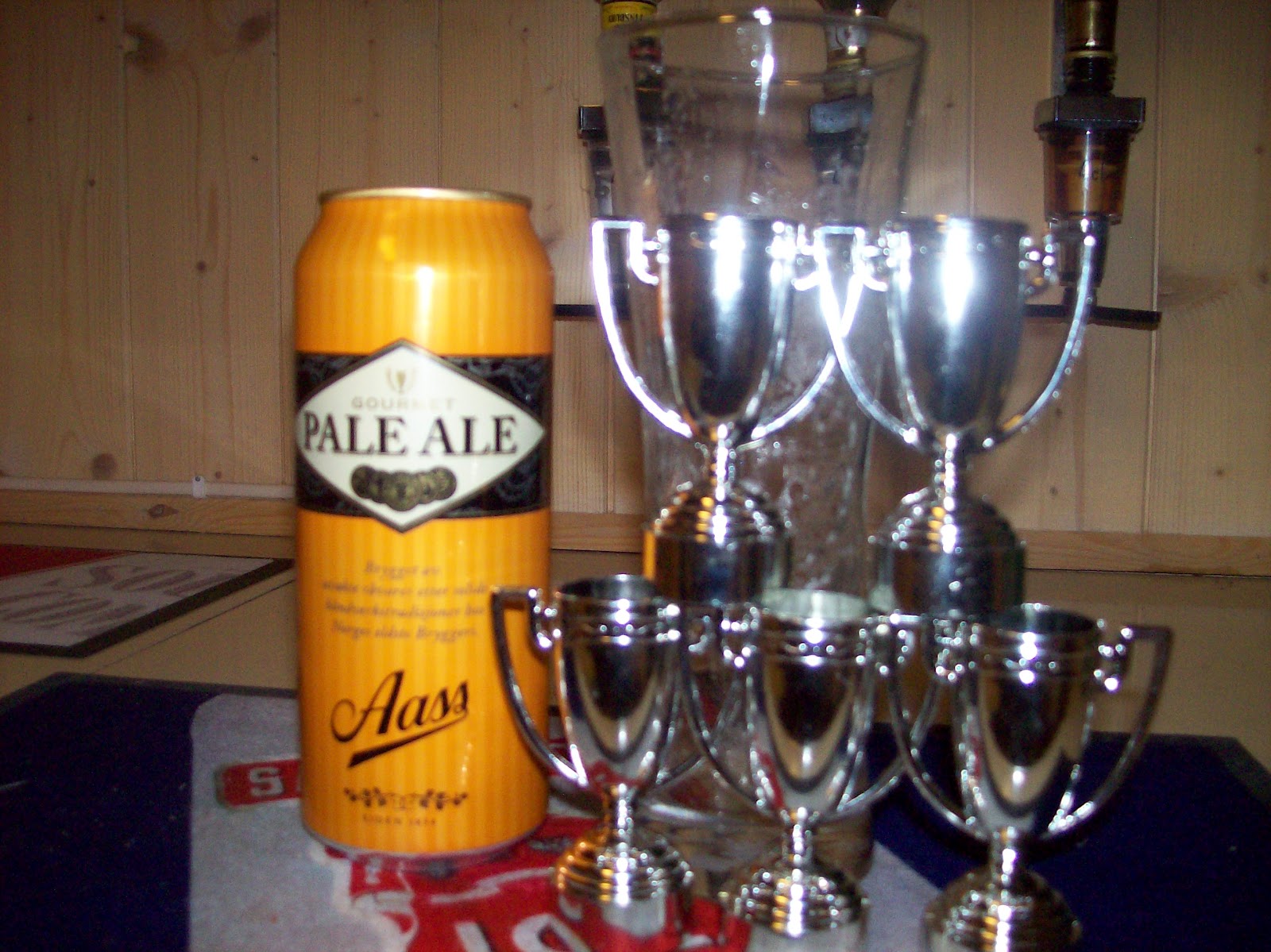 Endetarmen Bar & Garasjeanlegg : Aass Gourmet PALE ALE