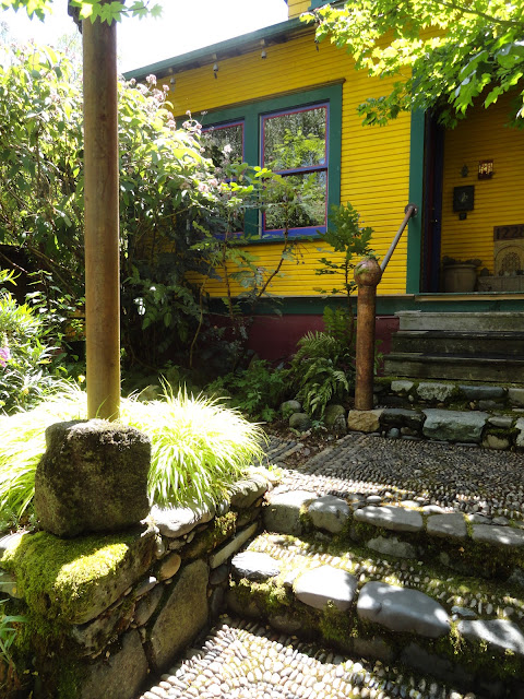 danger garden: A return to the garden of Jeffrey Bale