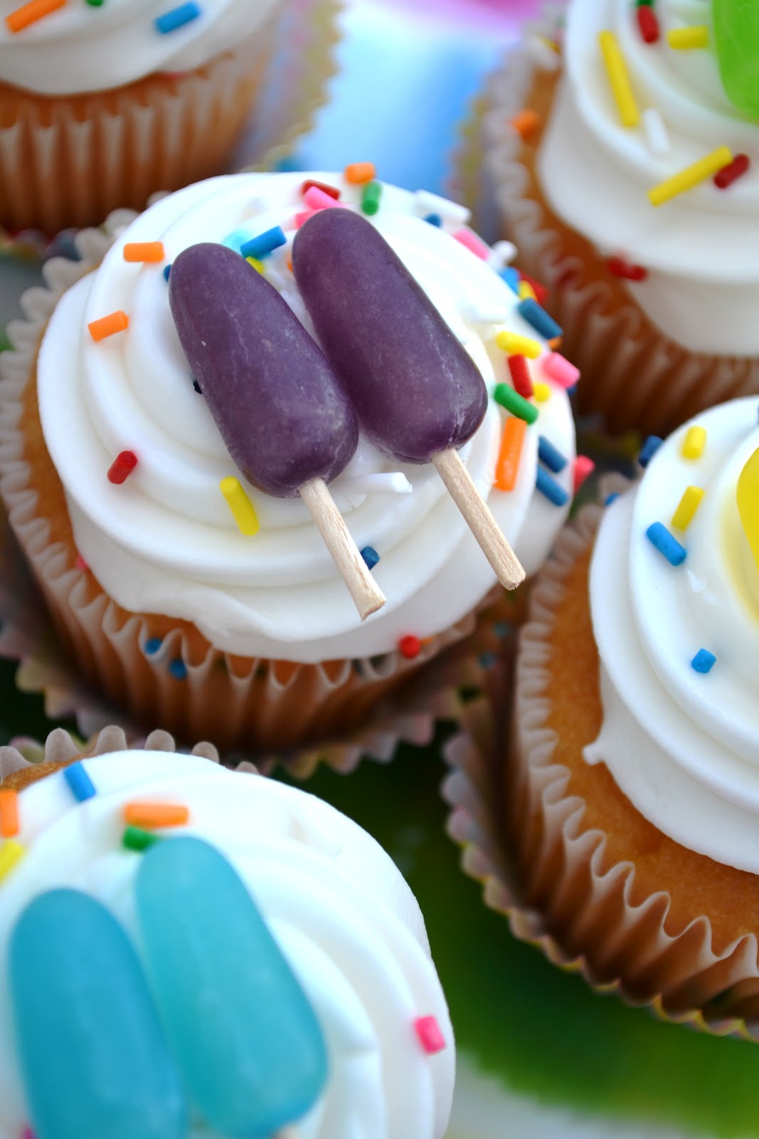 Sweetology: Mini Popsicle Mini Cupcakes