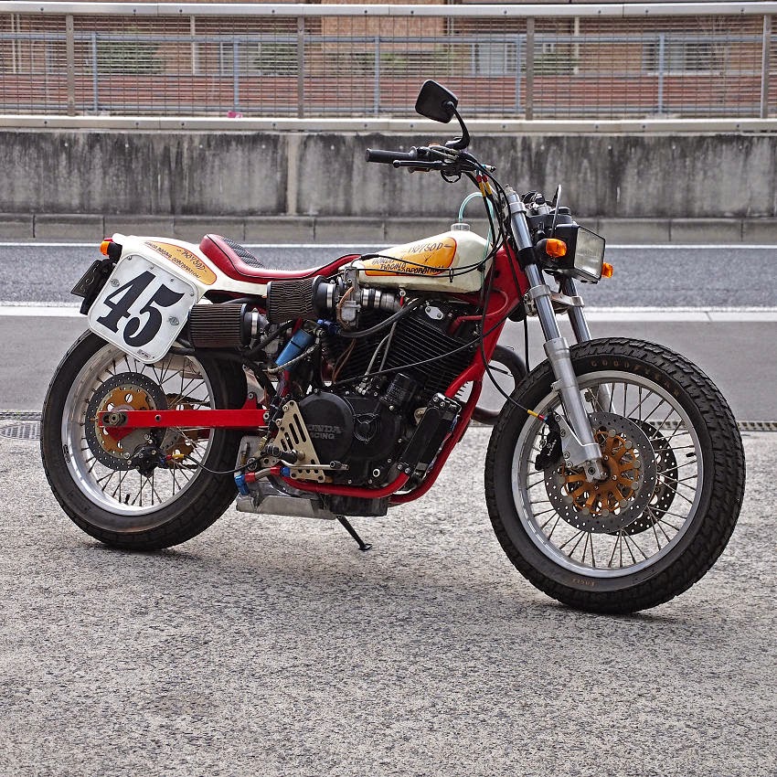 El Corra Motors: RS750 for the road