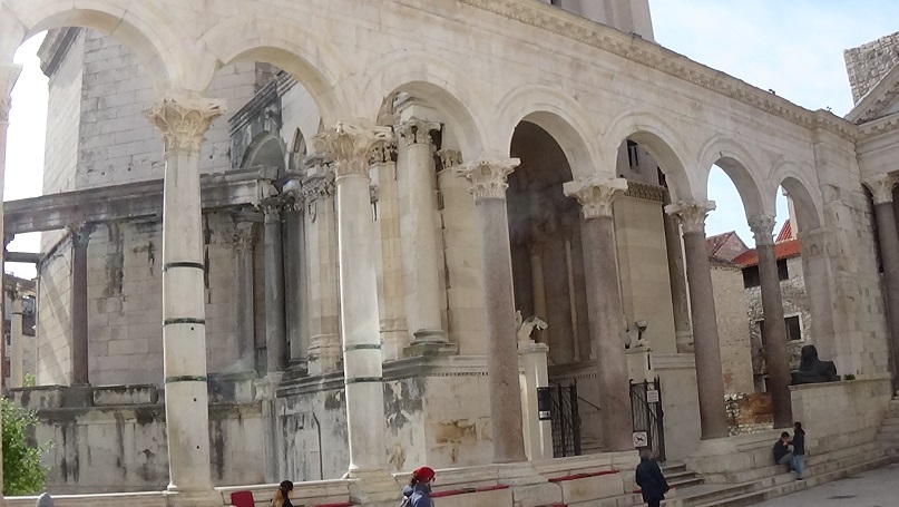 atheofobos2: ΤΑΞΙΔΙ ΣΤΙΣ ΧΩΡΕΣ ΤΗΣ ΠΡΩΗΝ ΓΙΟΥΓΚΟΣΛΑΒΙΑΣ-Ζ΄ ΚΡΟΑΤΙΑ (ΣΠΛΙΤ)