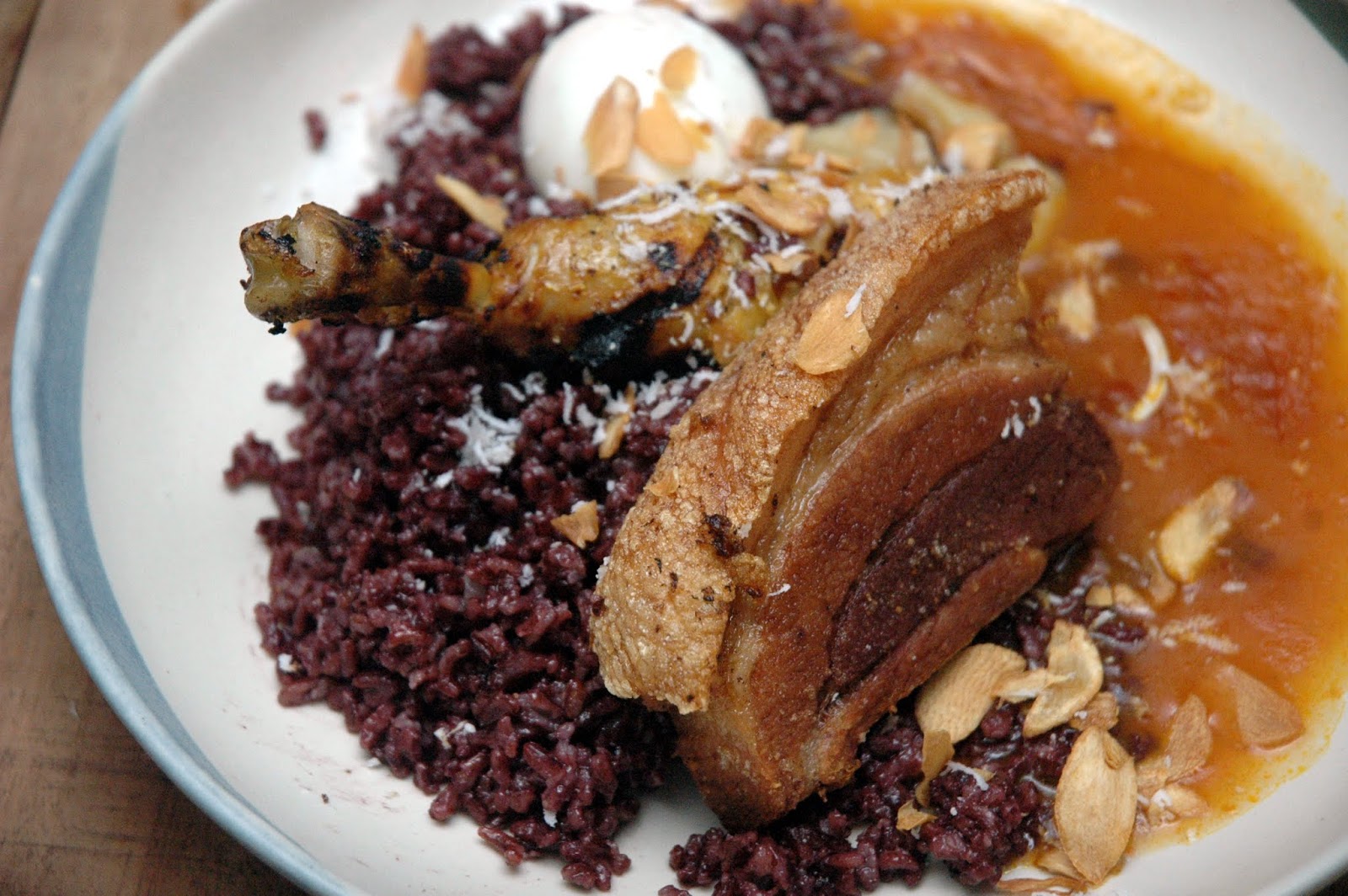 DUDE FOR FOOD: Flavors of Boracay: Eat Good, Feel Good at Nonie's