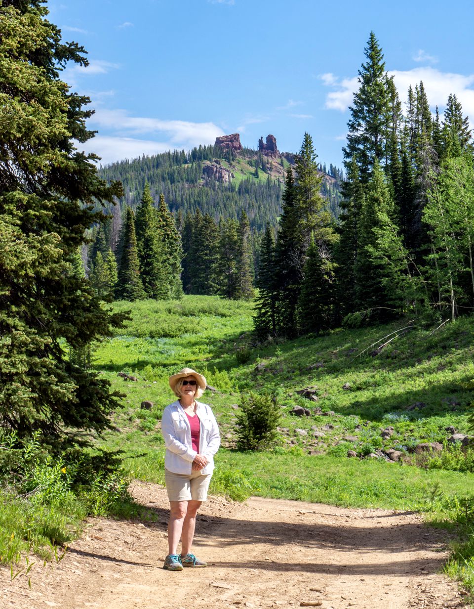 A Redleg's Rides : Hiking Rabbit Ears Trail, visiting Steamboat Springs