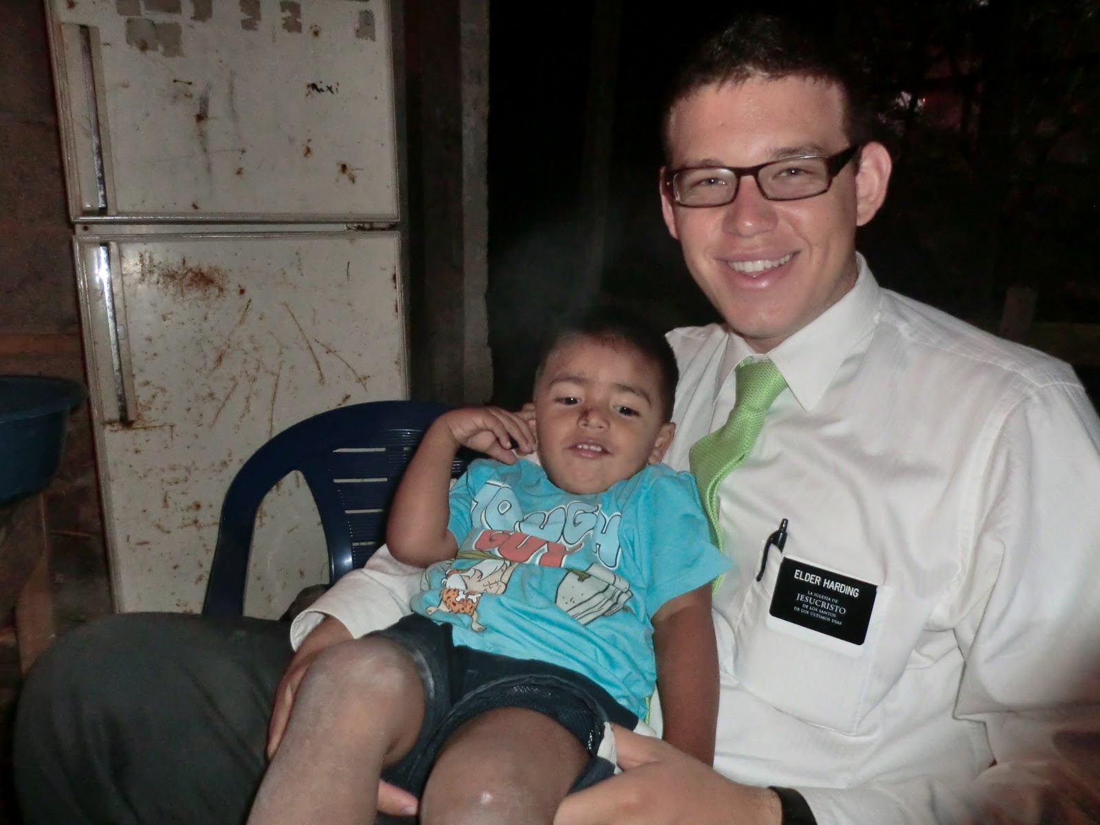 Elder Cole Harding: "Feliz Navidad de Honduras" December 19, 2011