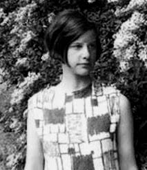 Blog do Castorp: Veronica Forrest-Thomson - Contrato Social