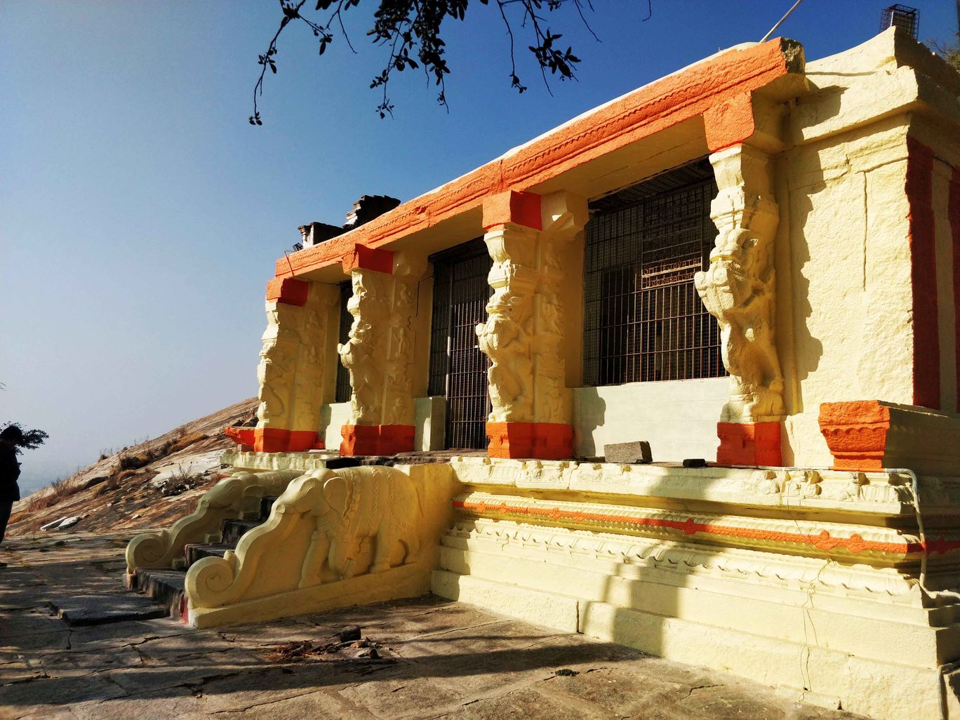 Ditch Skandagiri! Kaurav Kunda is the next hot spot for night trek ...