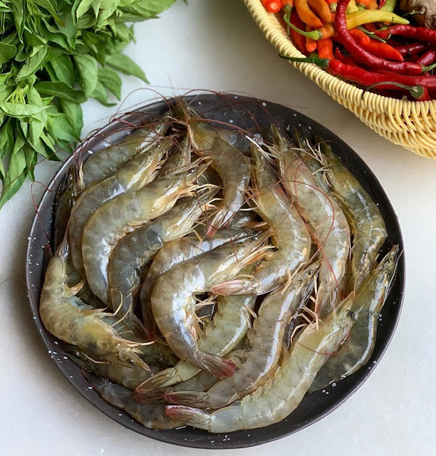 Diah Didi's Kitchen: Udang Masak Woku