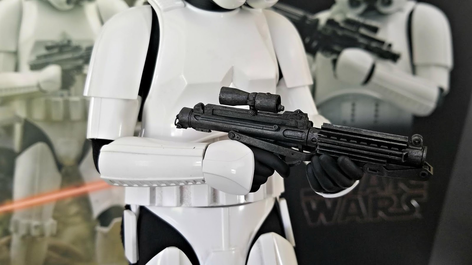 A GEEK DADDY: HOT TOYS SIXTH SCALE STORMTROOPER