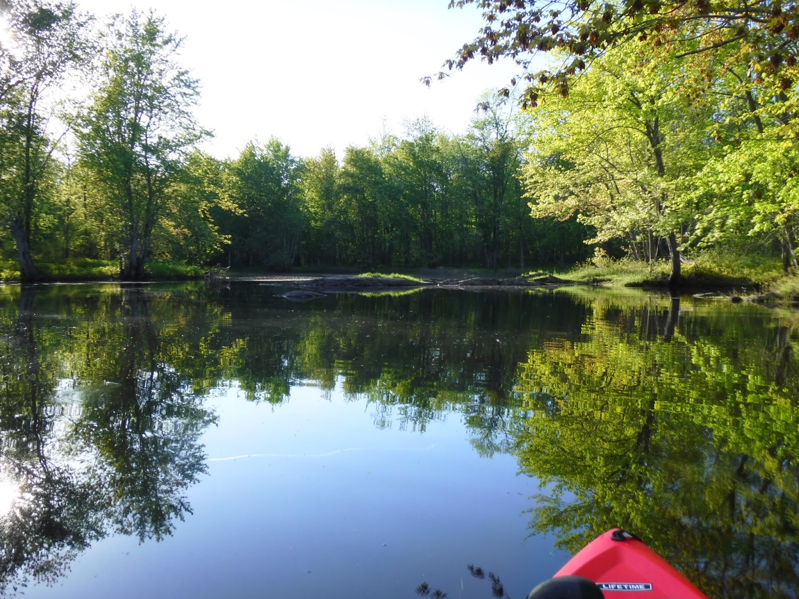 Welcome to HikingMaine.Org: Kayaking Hermon Pond