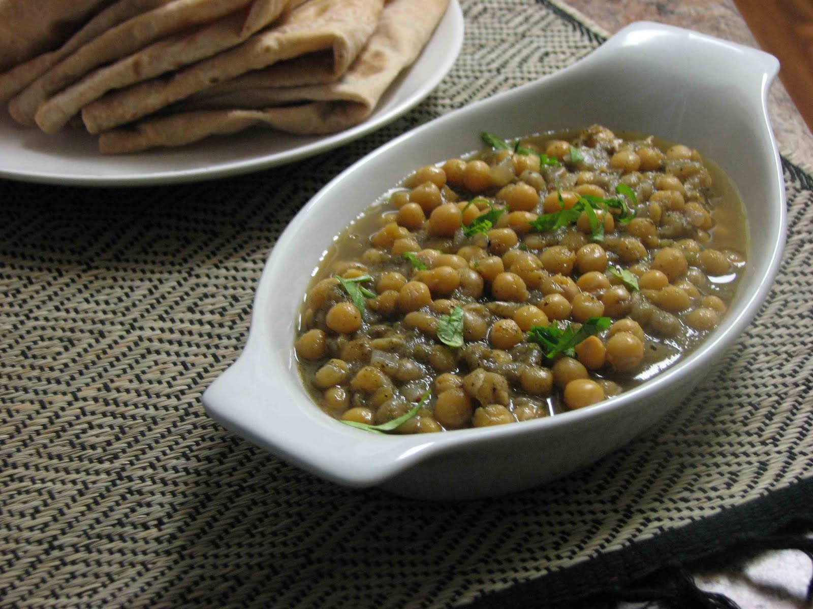 Home Spices: batani gashi [ konkani style]