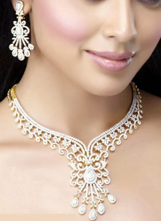 Bridal light jewelry Display pics | Awesome dp