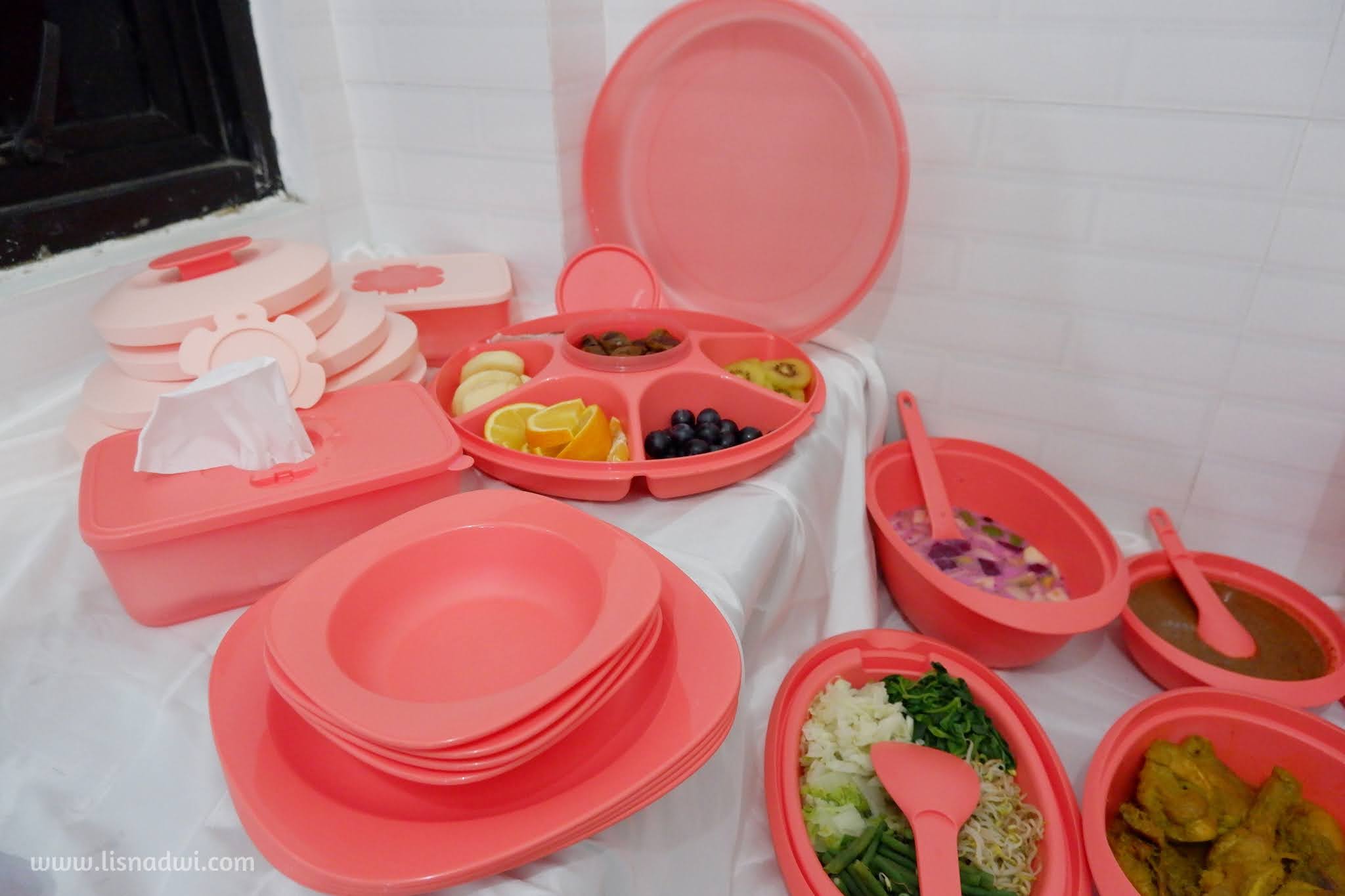 Tupperware Bloomia, Koleksi Idaman Mamah-Mamah - Lisna Dwi - A ...
