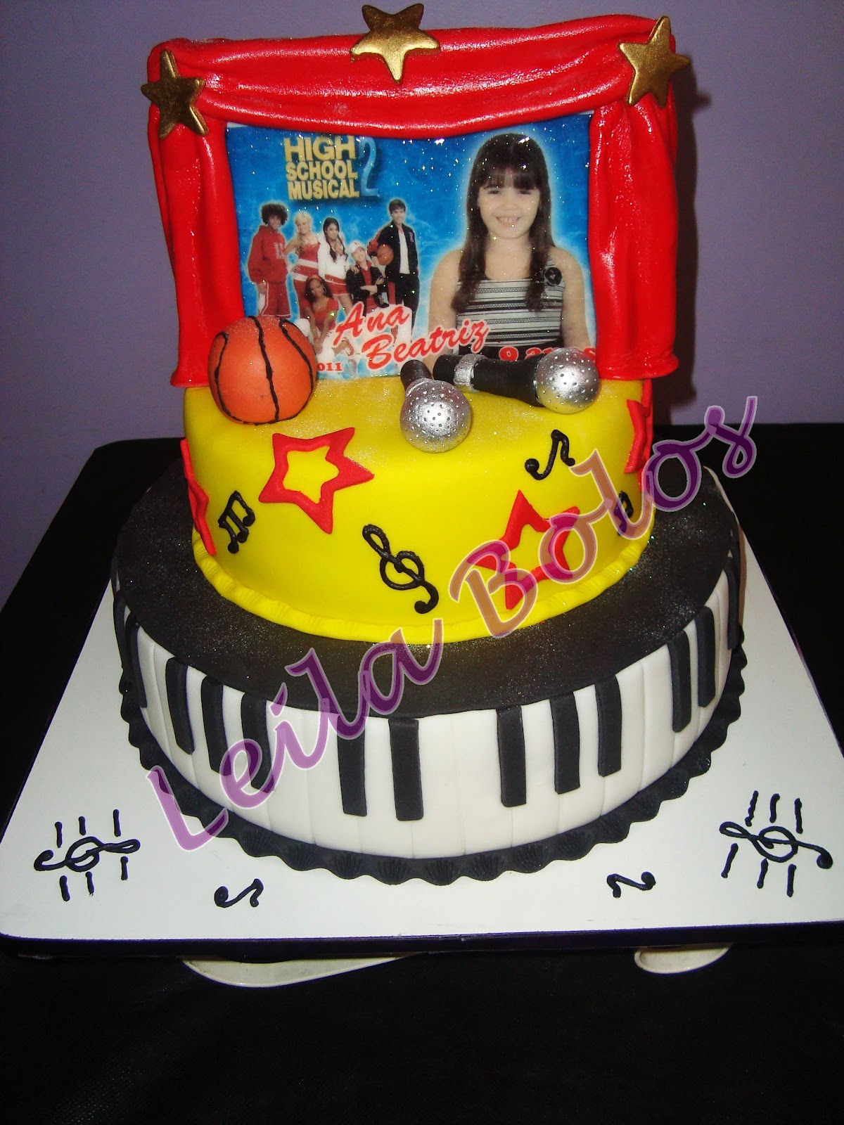 Leila Bolos Decorados: BOLO HIGH SCHOOL MUSICAL