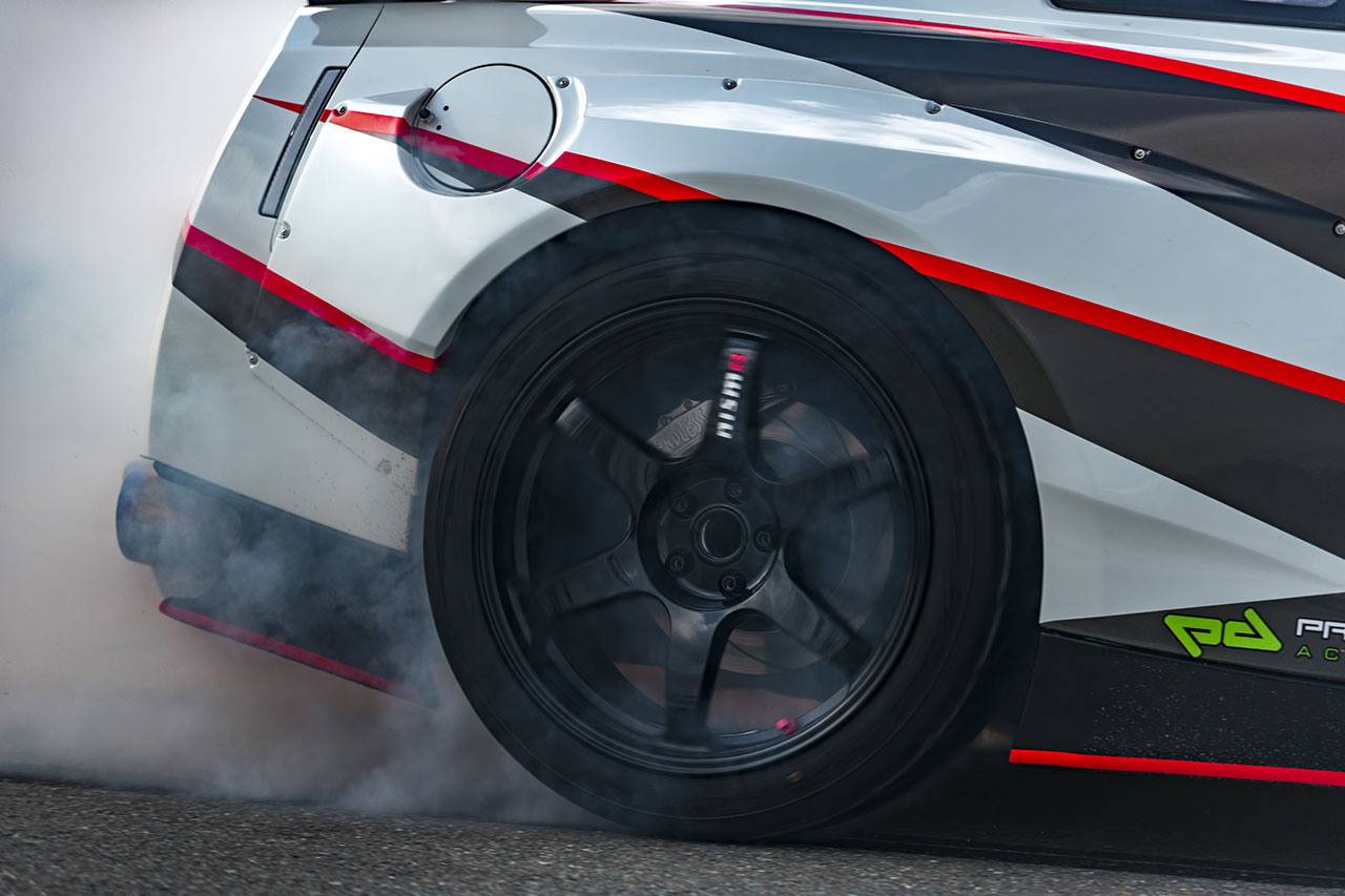 Technical Beauty at Boxfox1: Nissan GT-R NISMO Breaks the GUINNESS ...