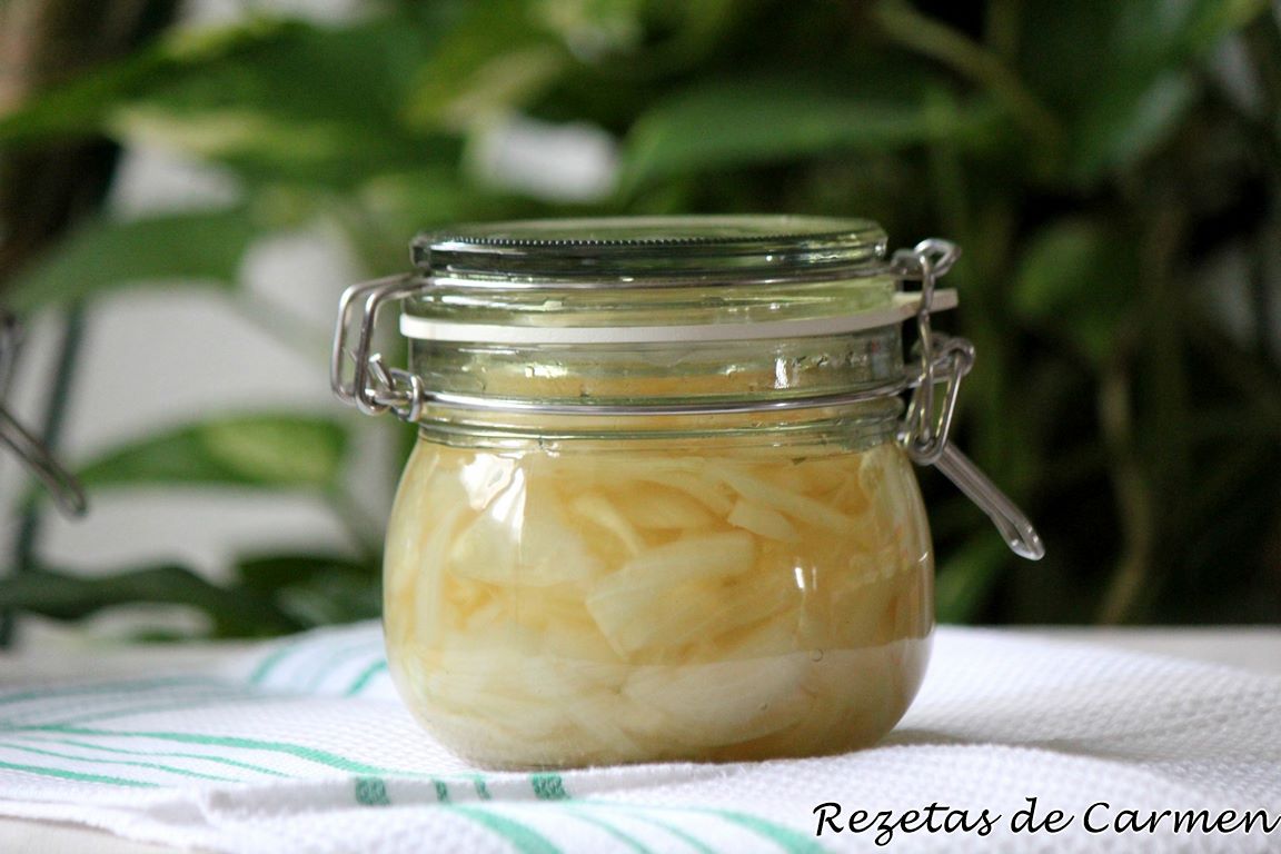 Cebollas encurtidas