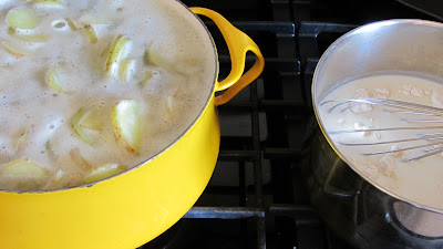 Tracy's Living Cookbook: Spice Rack Challenge: Mace -- Scalloped ...