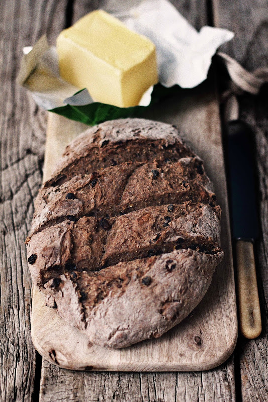 Milk and Honey: Walnut and Currant Bread