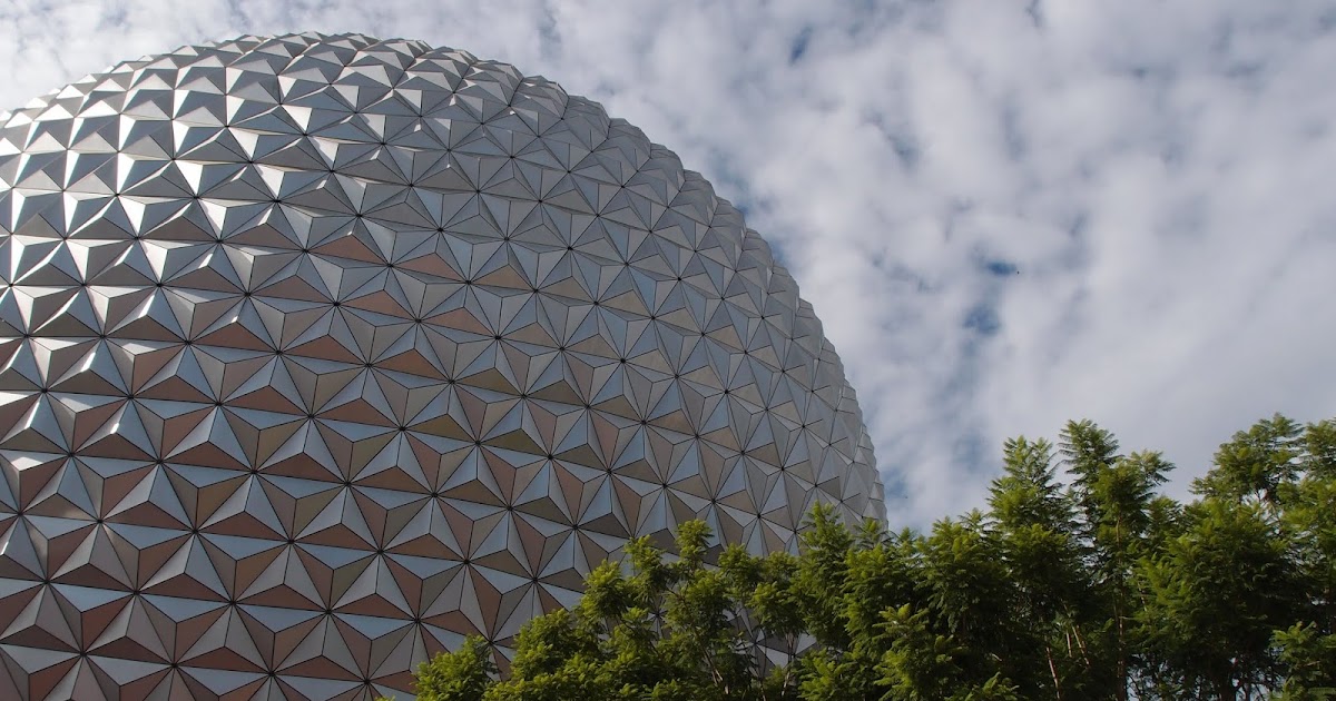 Bayern Kurve Blog: The Epcot "Transformation" - What to Do?