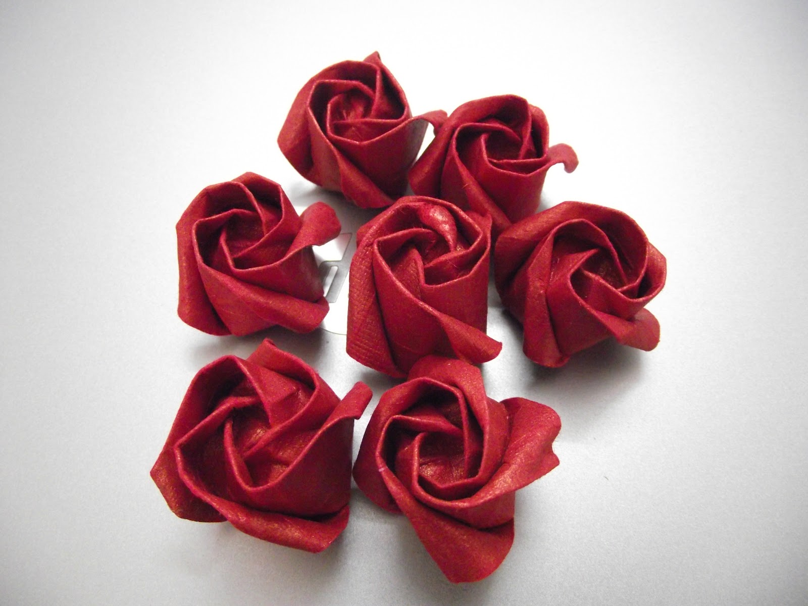 Crispy Crafts: Origami roses