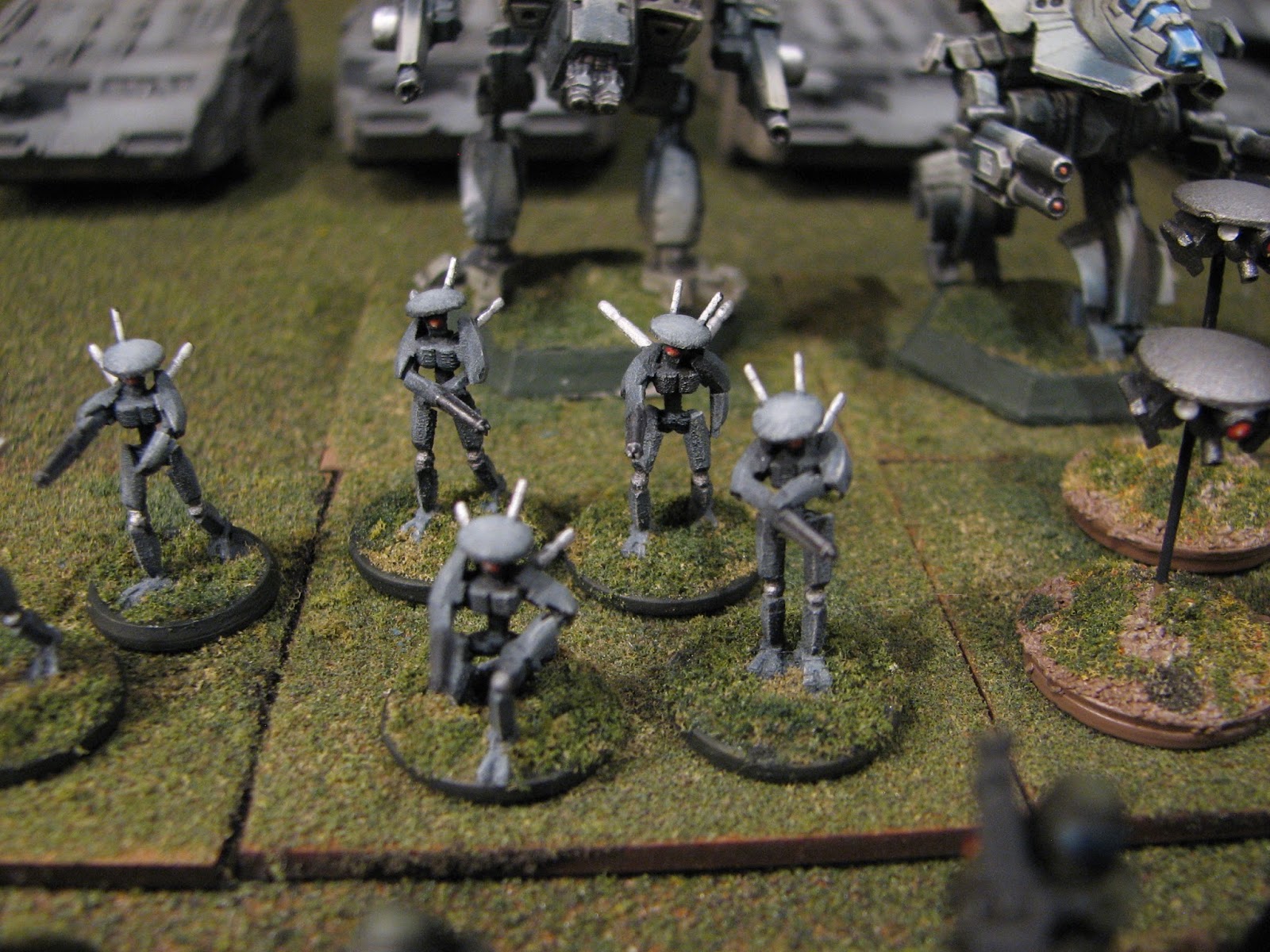 15mm Sci Fi Small Soldiers: 15mm Alien Squad Leader Army - Human ...