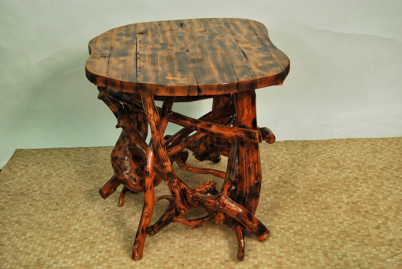 Mese rustice 2 | Ciudatenii Rustice - Poze mobilier rustic de interior ...