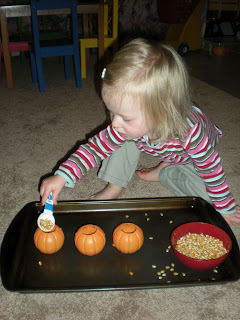 Play Through the Day: {Playing Through Autumn Day 13} Scooping Seeds