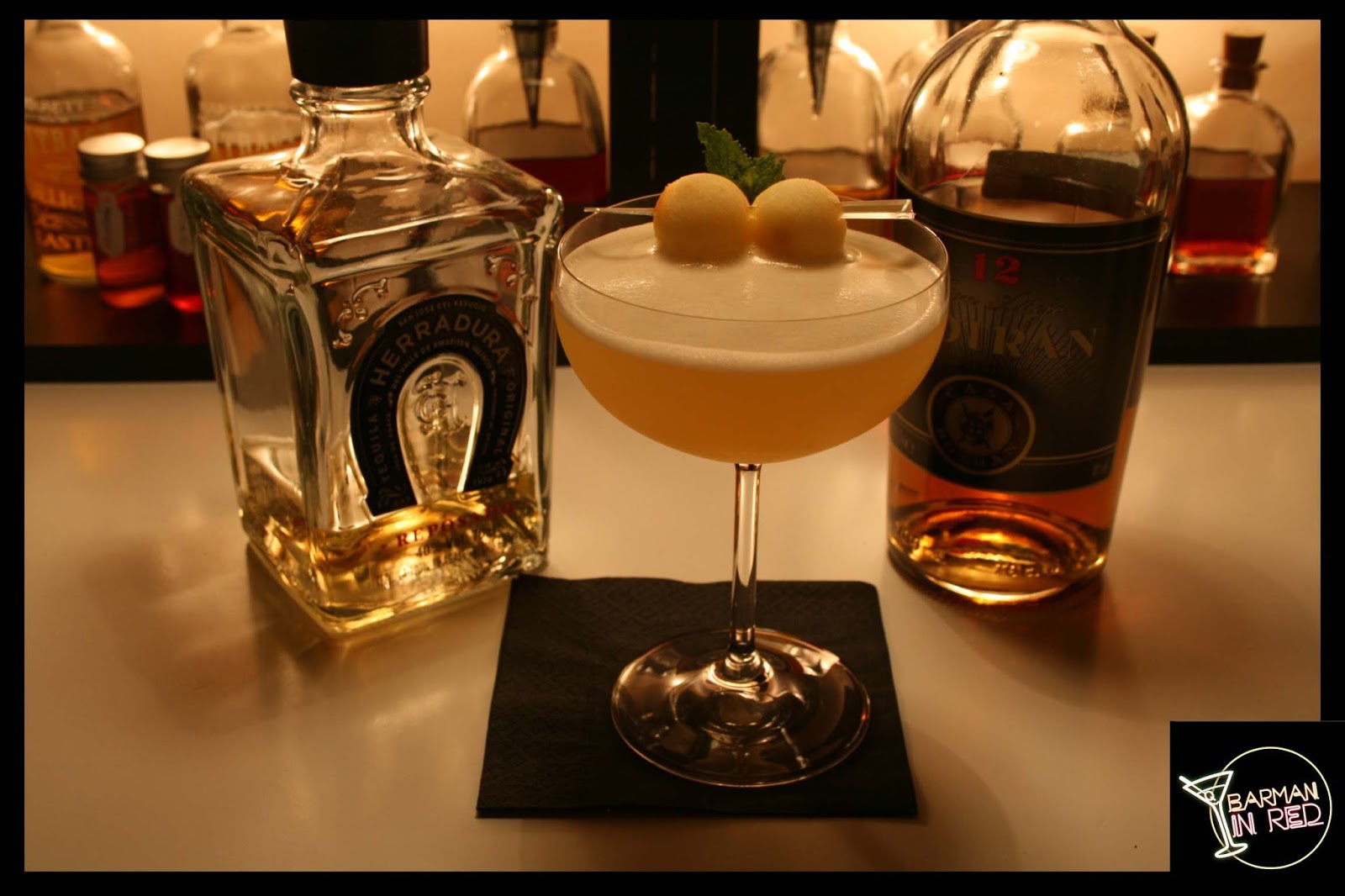 Bebidas con tequila y ron cóctel La Frontera