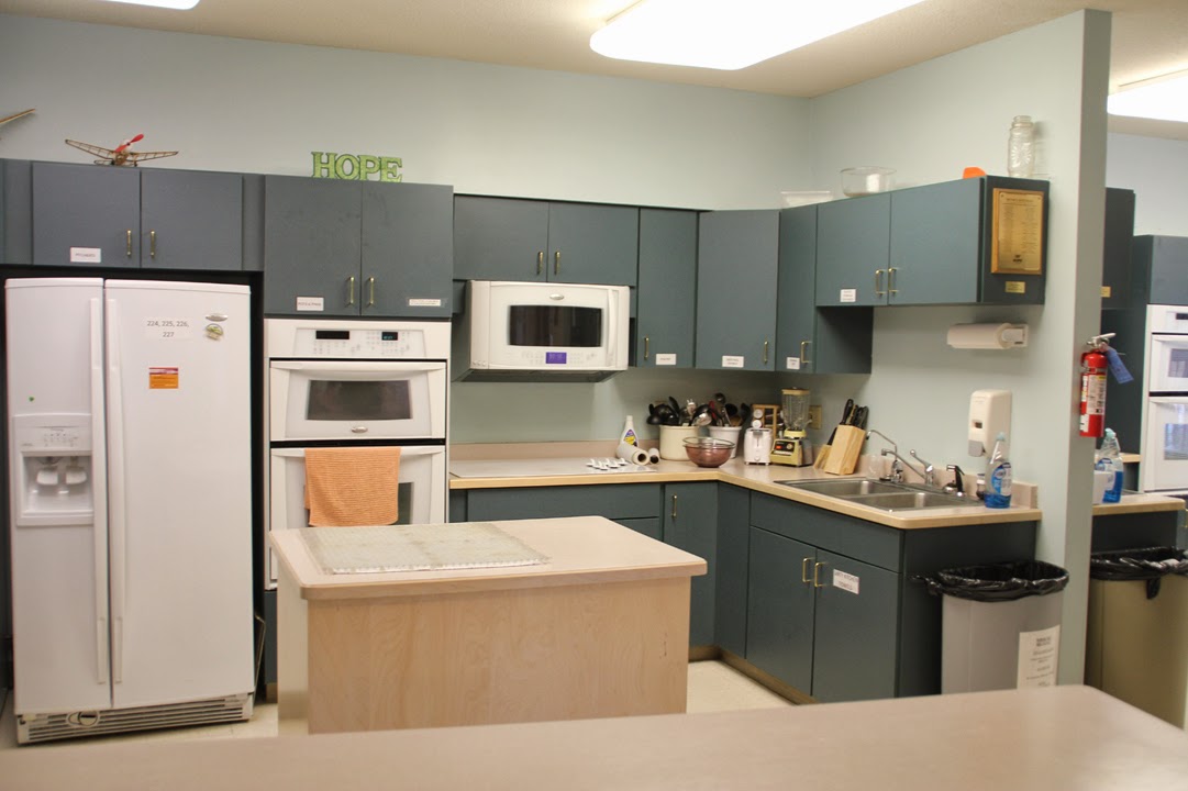 60 hats to the Hope Lodge in Rochester | Team Yarn