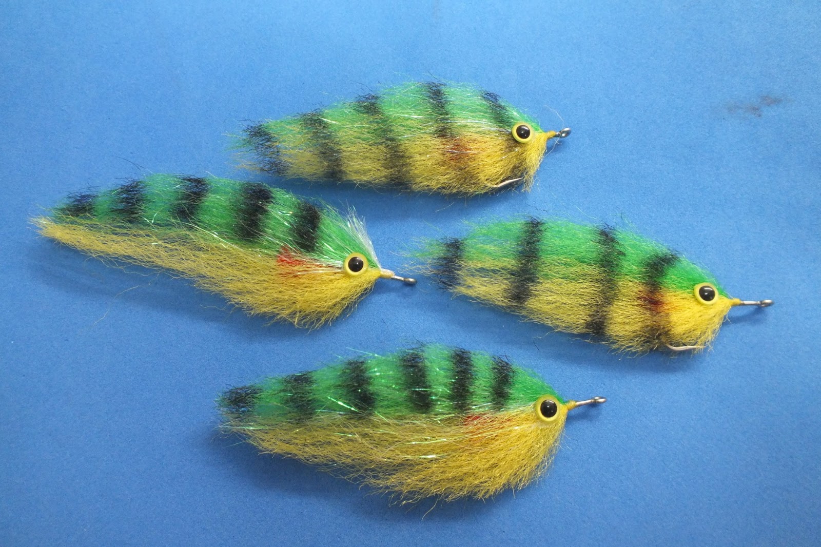 Cacosa Flytier: STREAMERS DE EP FIBER