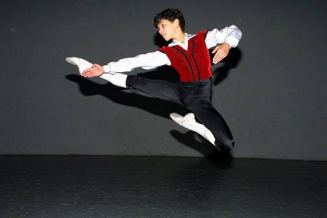 Isaac Hernández Fernández: Biografía