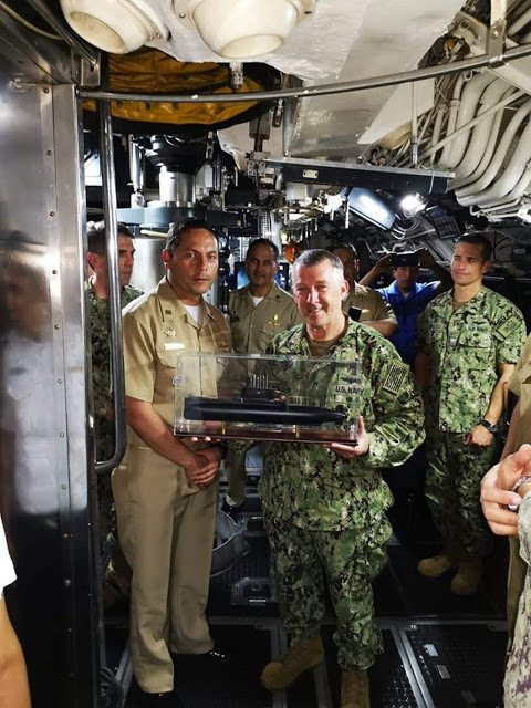 SUBMARINO PERUANO B.A.P. “ANGAMOS” PARTICIPA DA SUBDIEX 2019 NOS ...