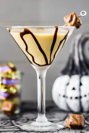 Snickertini – Snickers Chocolate Martini - EASY LOW CARB