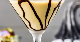 Snickertini – Snickers Chocolate Martini - EASY LOW CARB