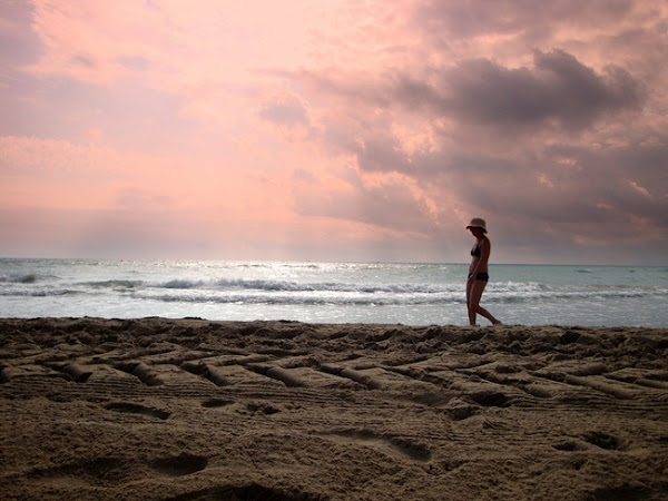 los beneficios de pasear por la playa | Belleza