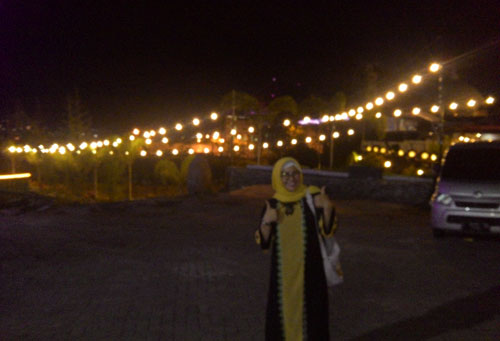 Menikmati Keunikan De Bamboo Resto and Cafe, Batu | Travelling, Jalan ...